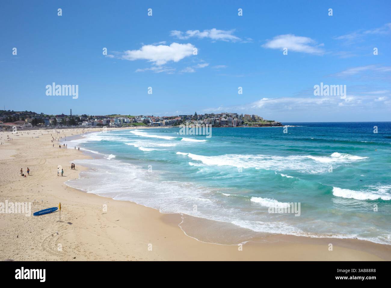 The view of the iconic Bondi Beach in Sydney on a sunny day. Bondi ...