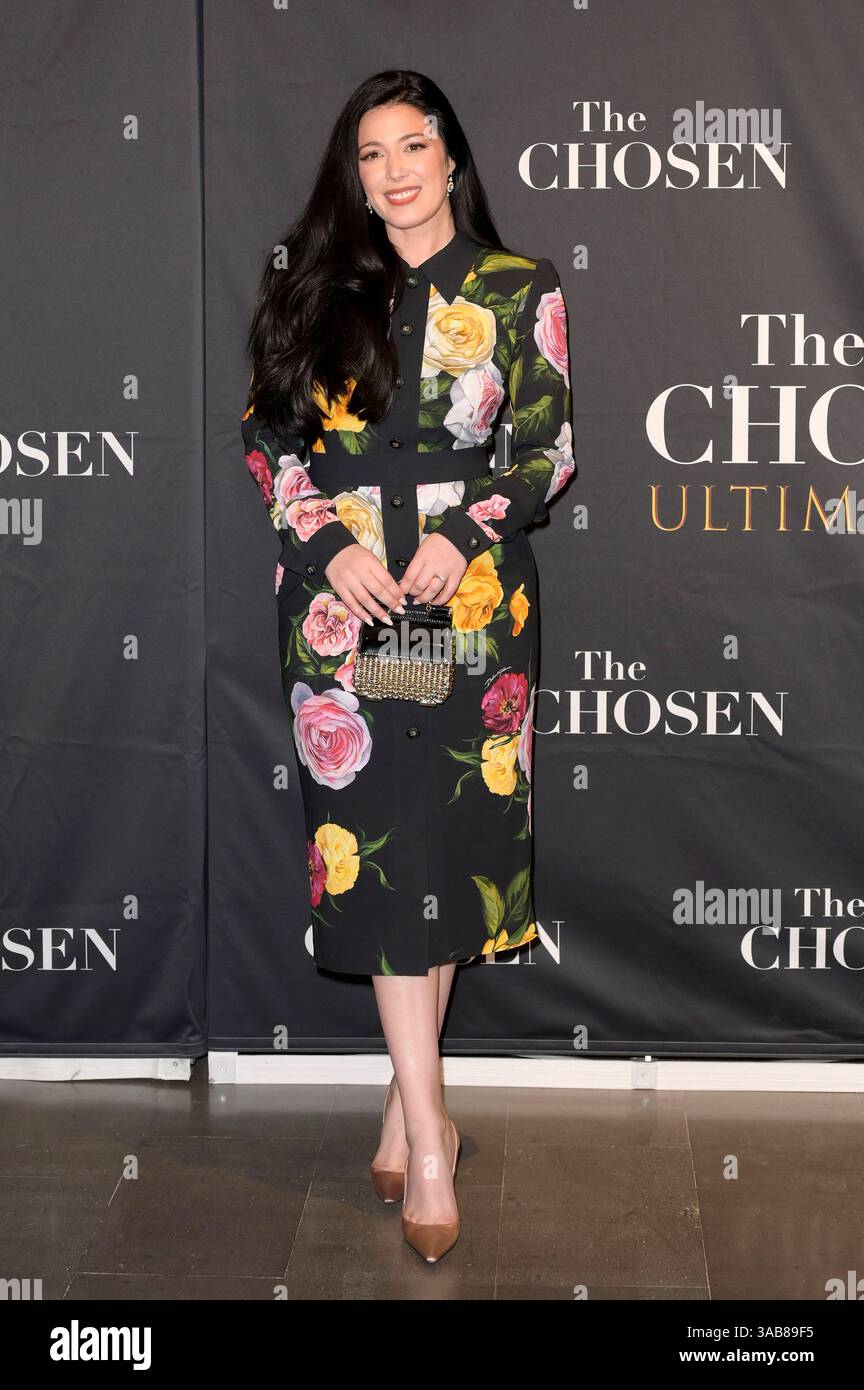 Elizabeth Tabish bei der Premiere des Kinofilms 'The Chosen - Ultima ...