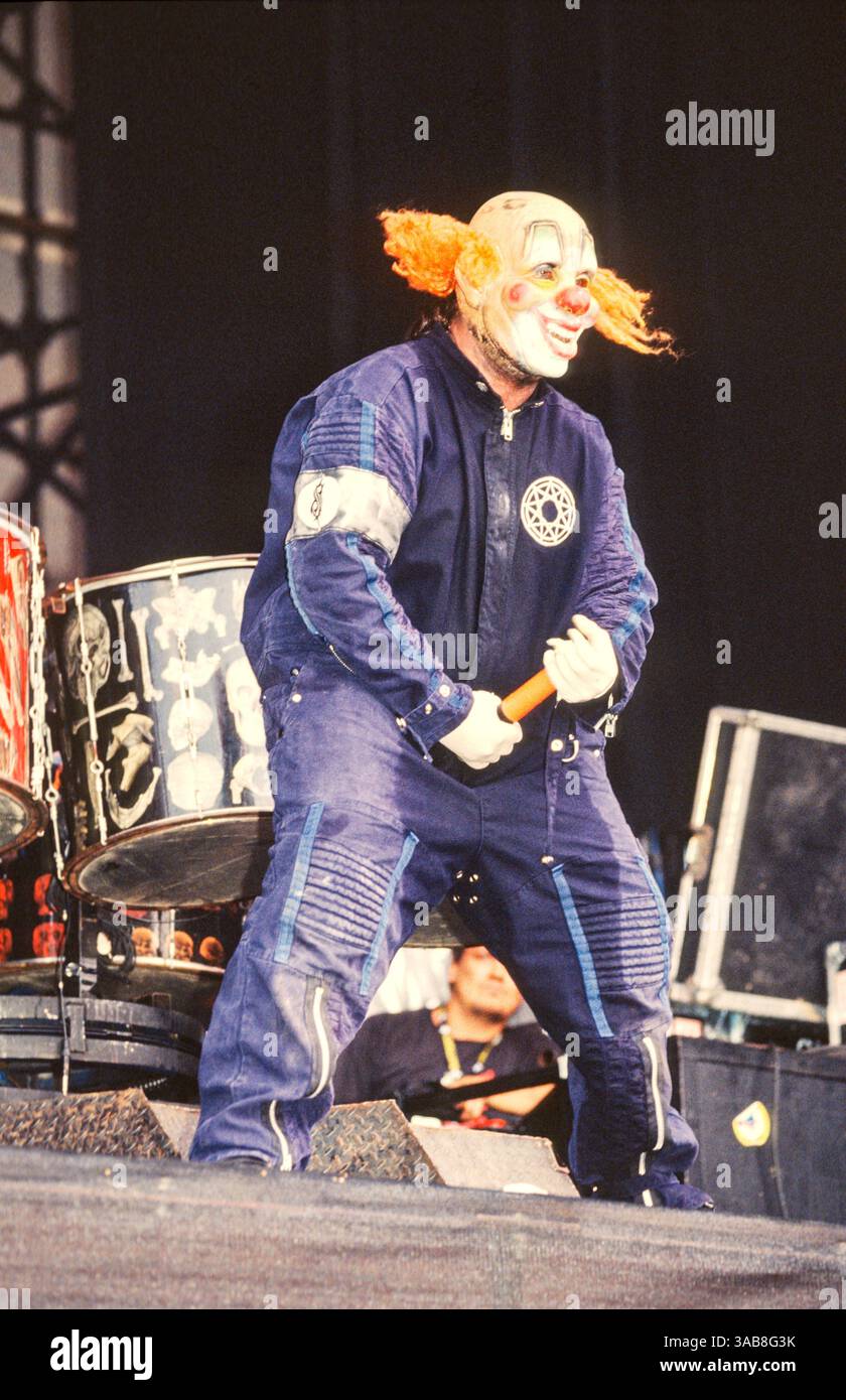 Slipknot at The Reading Festival 2002 Stock Photo - Alamy