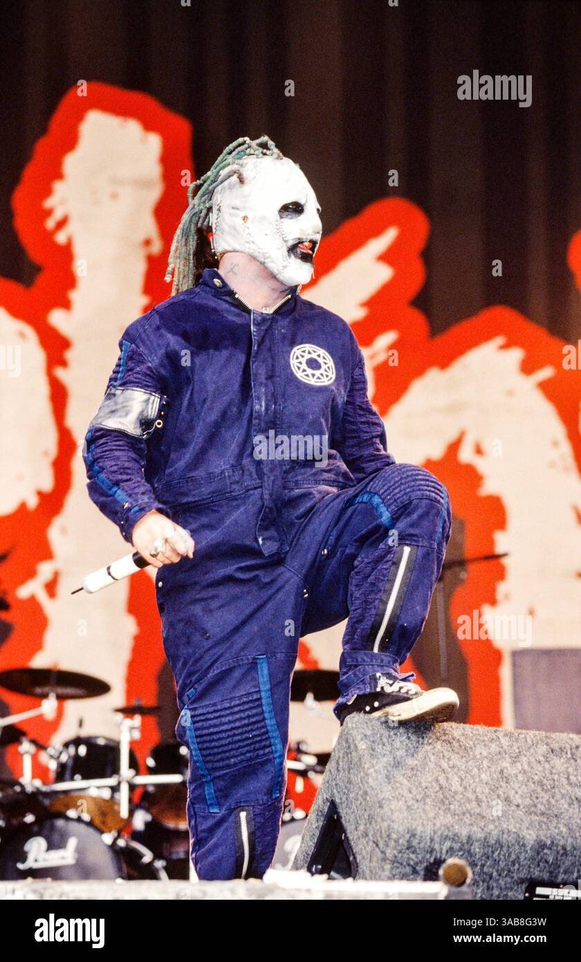 Slipknot at The Reading Festival 2002 Stock Photo - Alamy