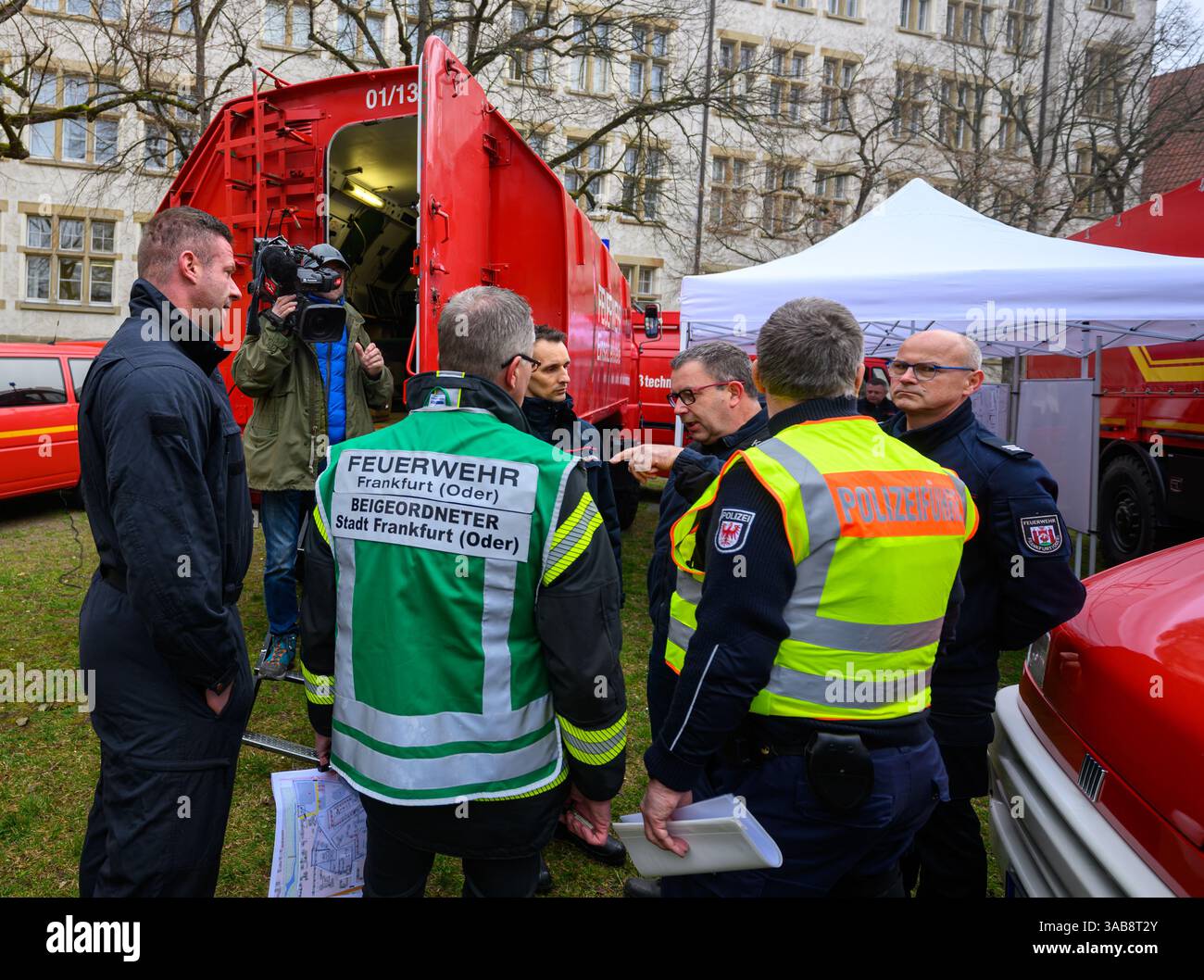 02 April 2025, Brandenburg, Frankfurt (Oder): The Explosive Ordnance ...