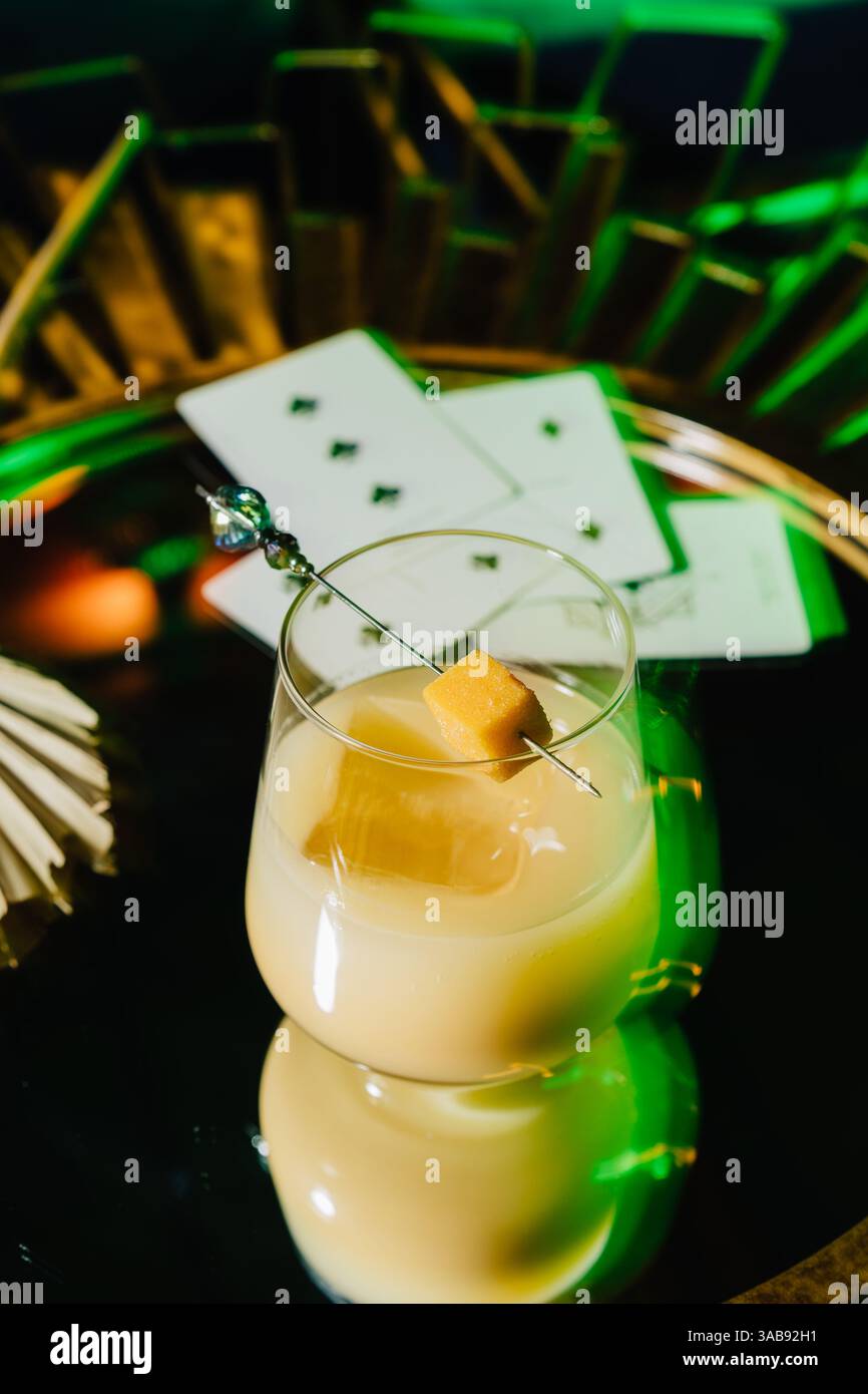 Hint of citrus hi-res stock photography and images - Alamy