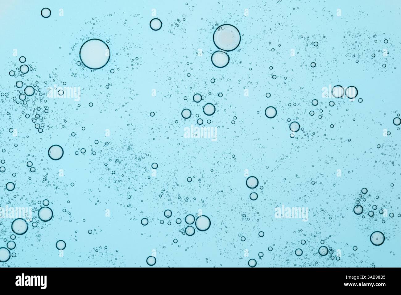 Creating bubbles from liquid hi-res stock photography and images - Alamy