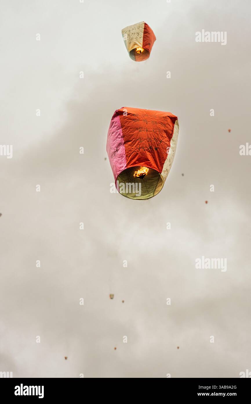 Chinese red lanterns seen hi-res stock photography and images - Alamy