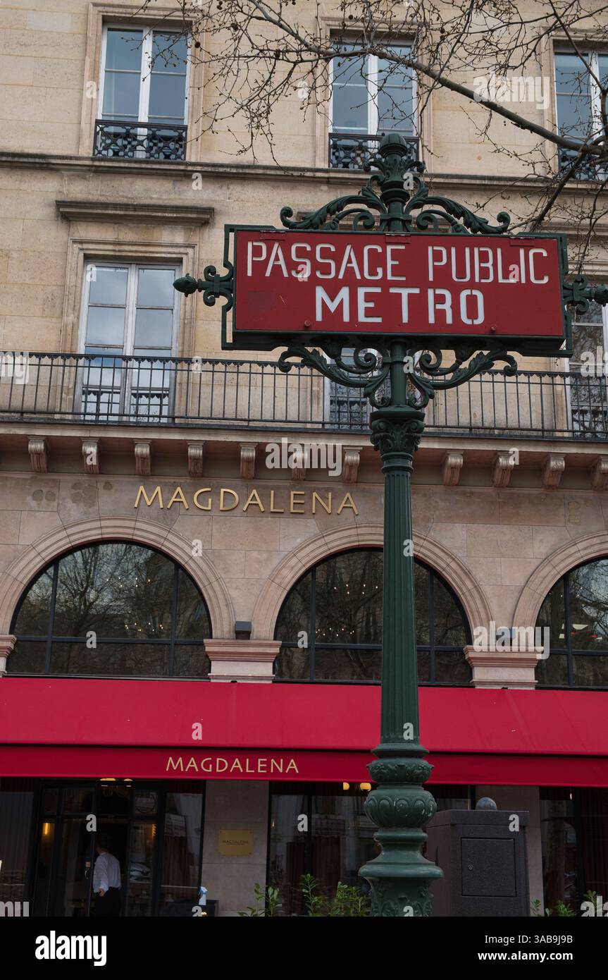 Early signage hi-res stock photography and images - Alamy