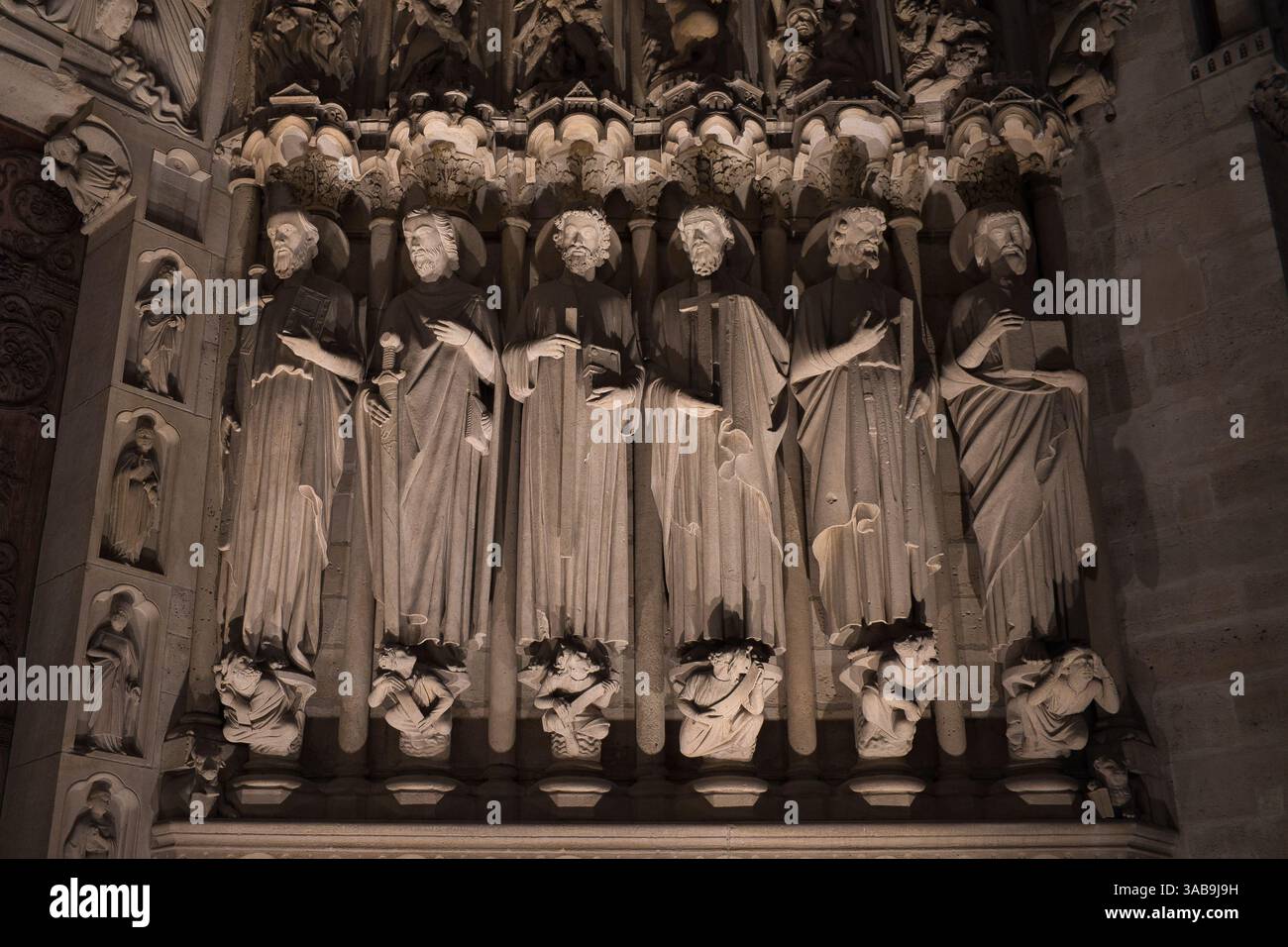 Six of the 12 Apostles Paul, James the Elder, Thomas, Philip Jude and ...