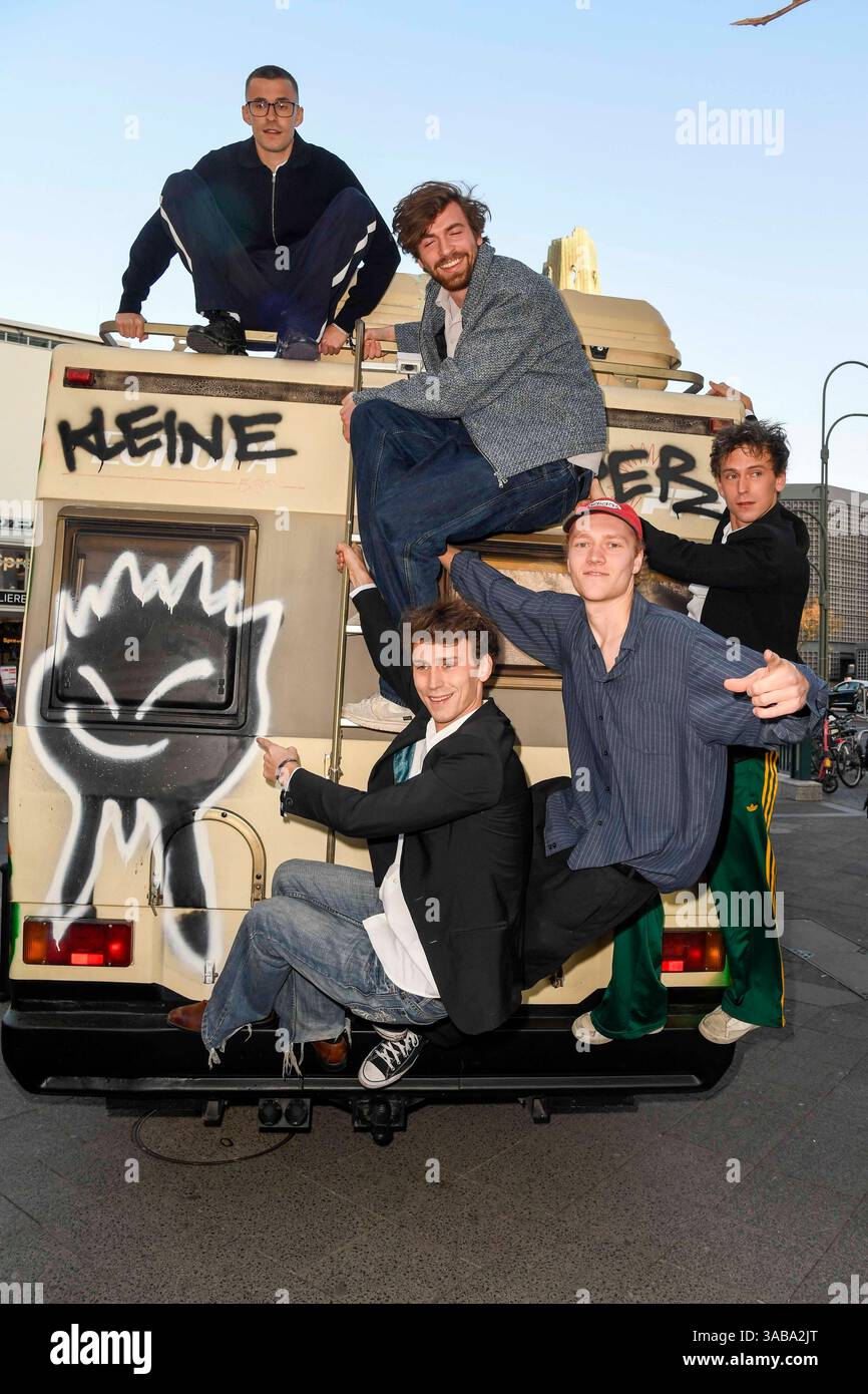 Leo Fuchs, Oskar Belton, Max Mattis, Bruno Aleaxander und Emil Belton ...