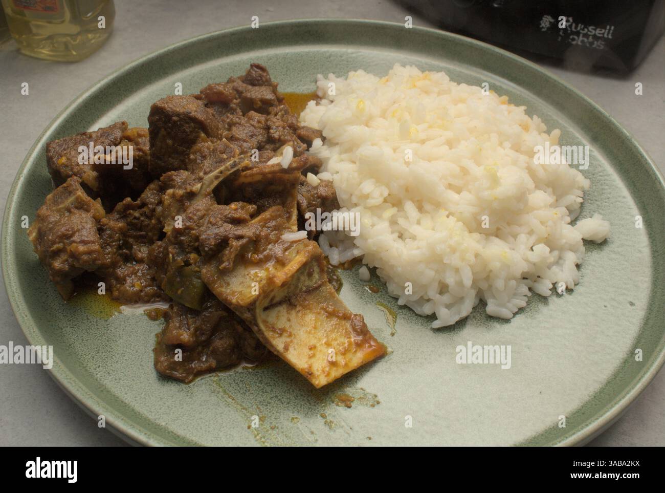 Slow cooked mutton curry hi-res stock photography and images - Alamy