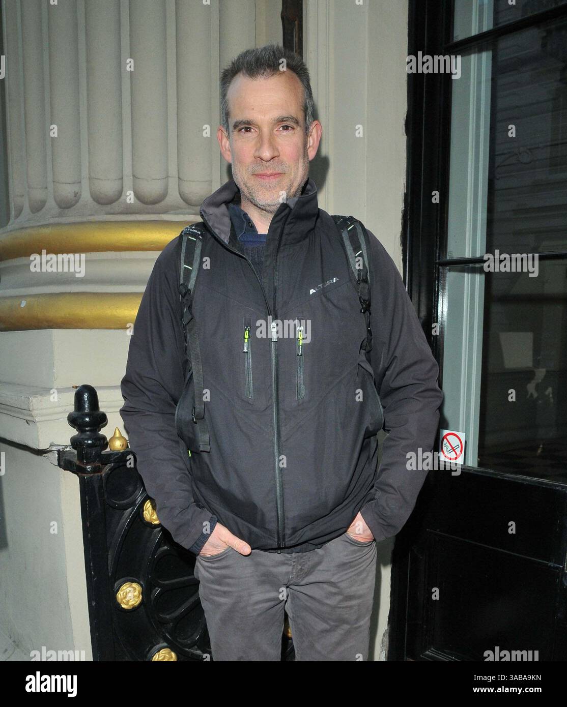 London, UK. 01st Apr, 2025. Dr Chris van Tulleken at the Unwin Award ...