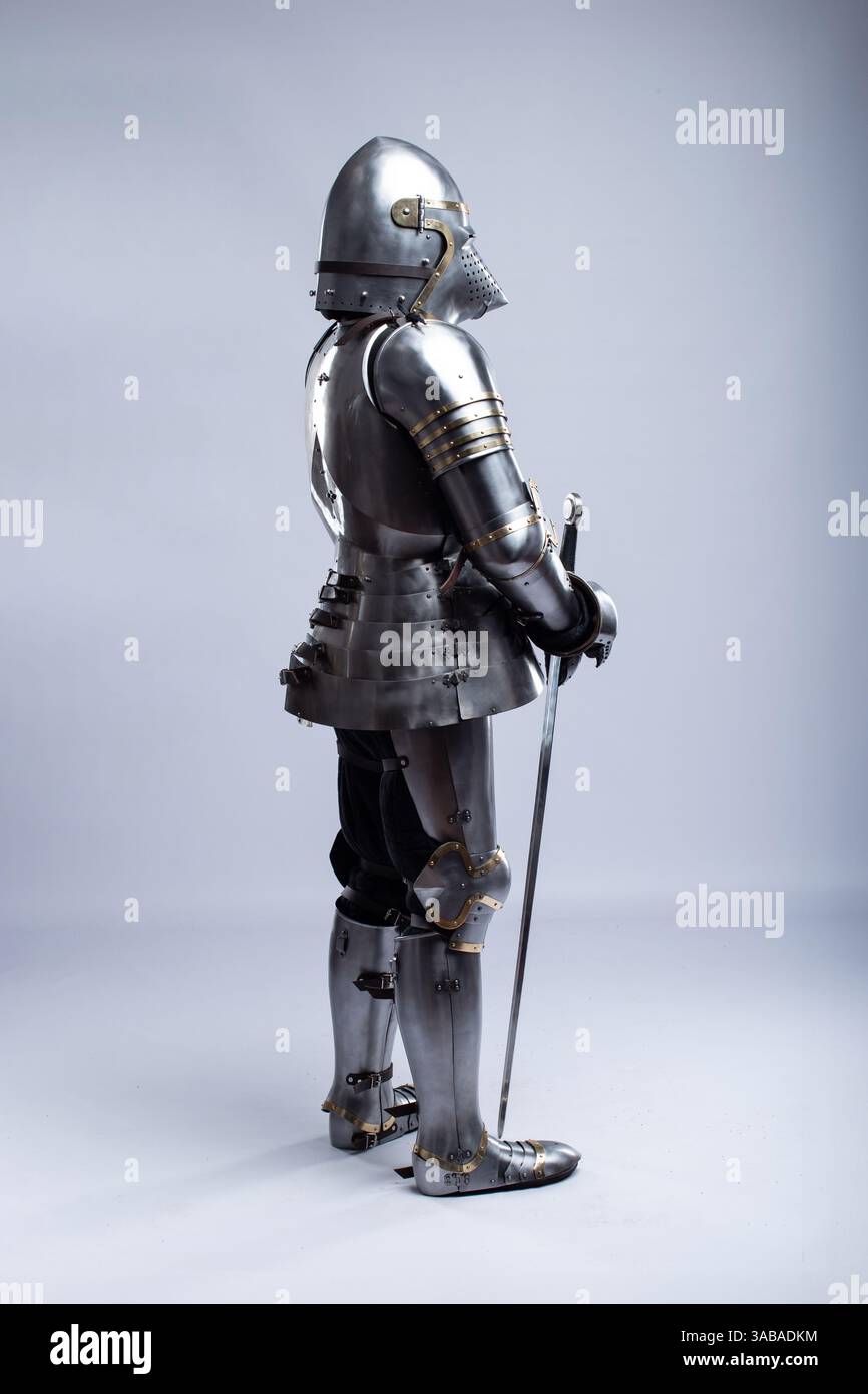 Full Suit of Fourteenth Century Knight's Plate Armor. Impressive ...