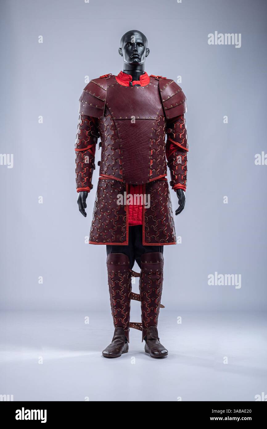 Brown Leather Fantasy Armor Set for LARP Cosplay. Full costume on a ...