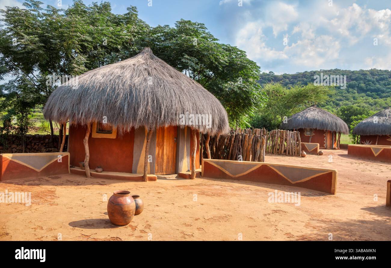 kgotla traditional village houses africa, setswana traditional thatched ...