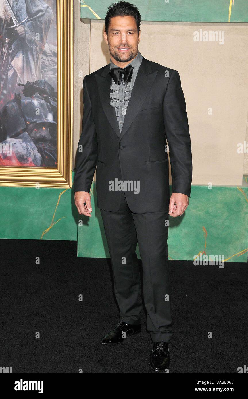 Manu Bennett at The Hobbit 'The Battle of The Five Armies' at the Dolby Theater Los Angeles, CA ...