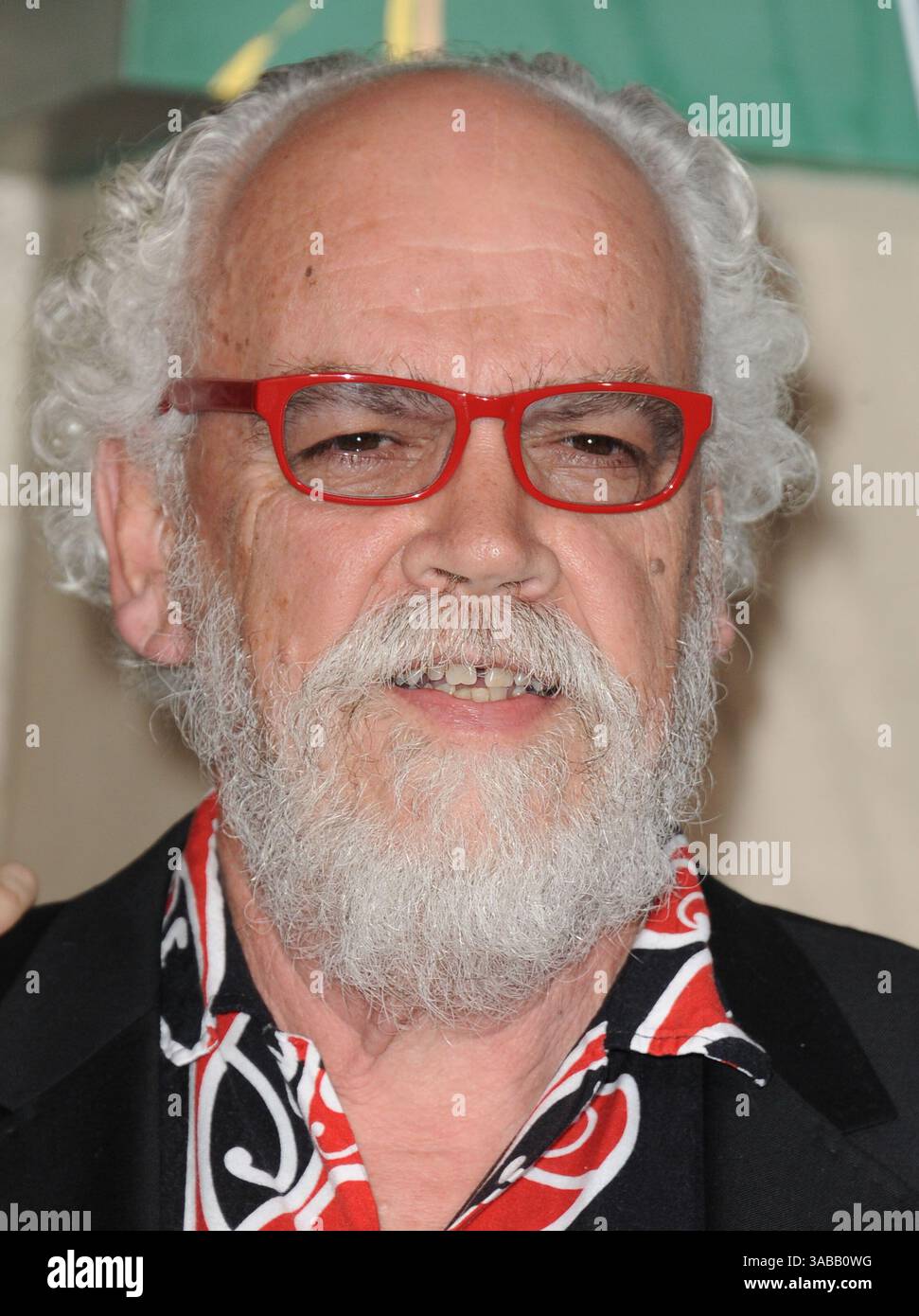 John Callen at the premiere of 'The Hobbit: The Battle Of The Five ...