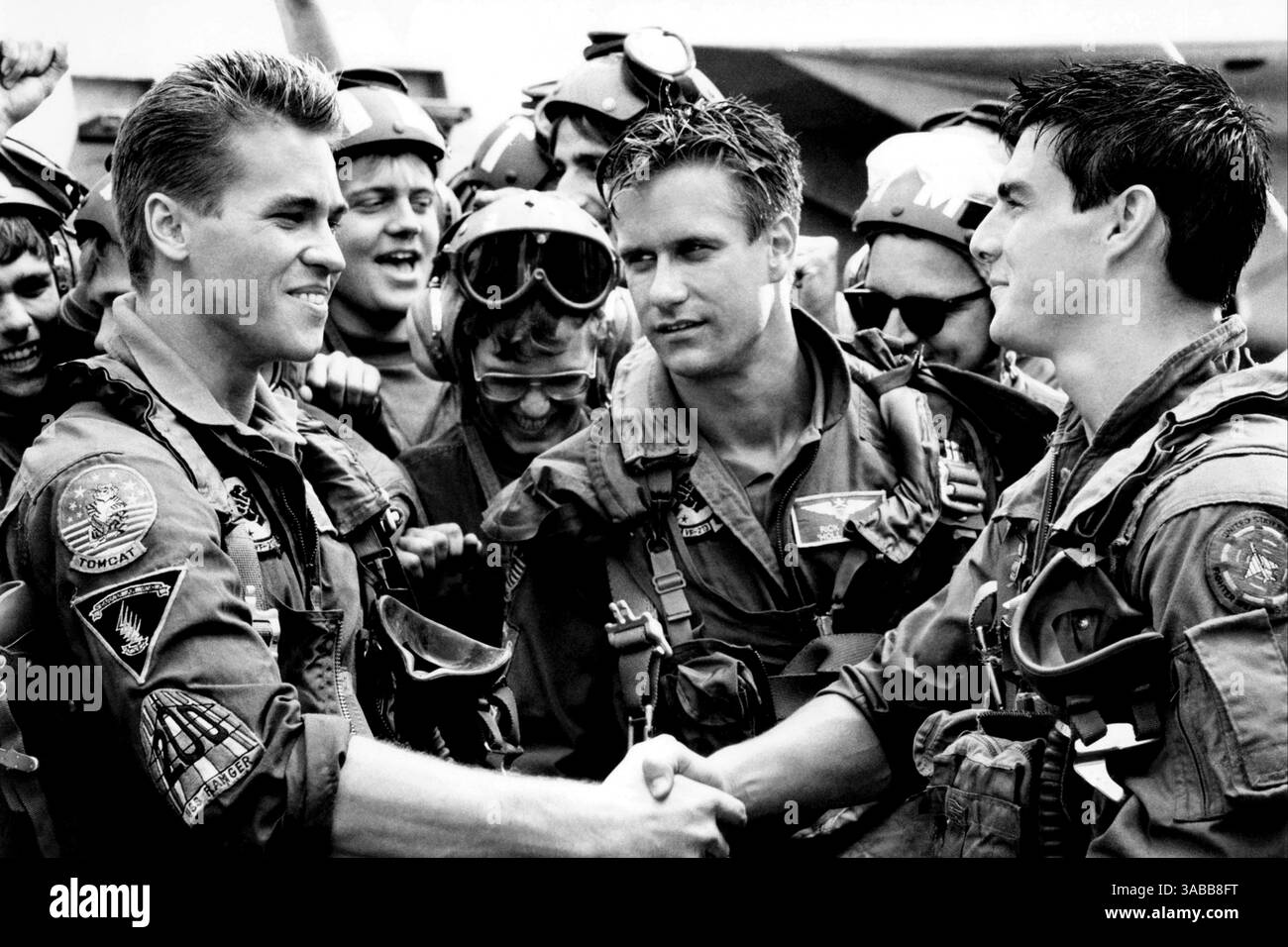 Top Gun (1986)Tom Cruise Maverick Val Kilmer as Ice *Filmstill ...