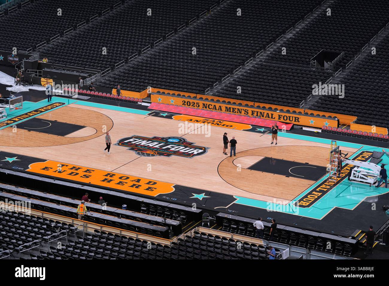 Workers make final preparations around the Men's NCAA Final Four ...