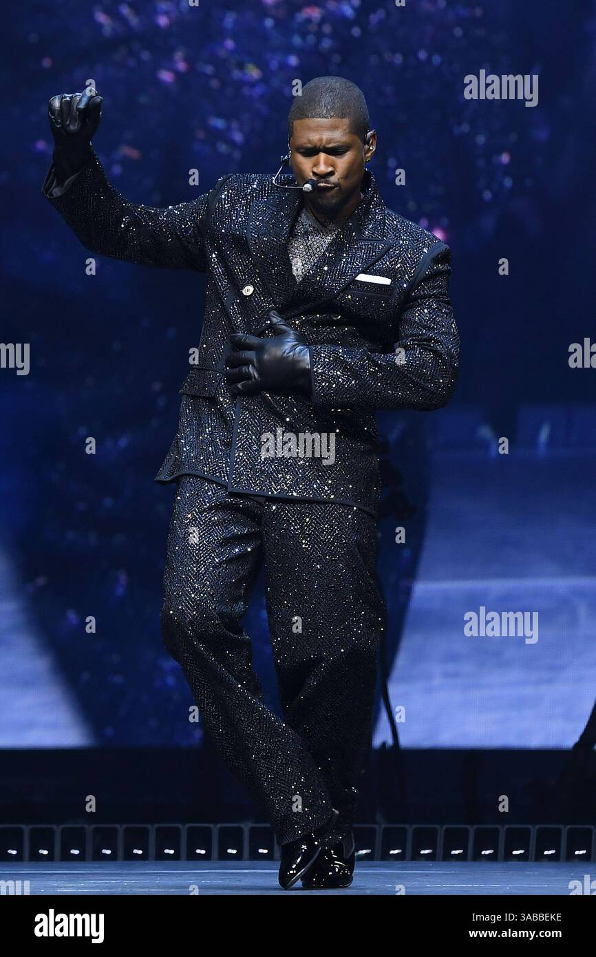 LONDON, ENGLAND - APRIL 01: Usher (Usher Raymond IV) performing at O2 ...