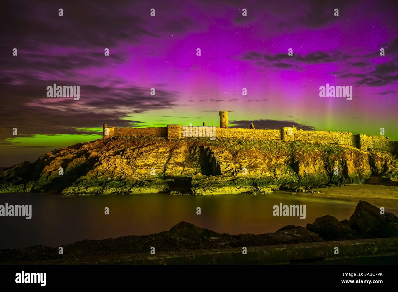 PEEL CASTLE, ISLE OF MAN Stock Photo - Alamy