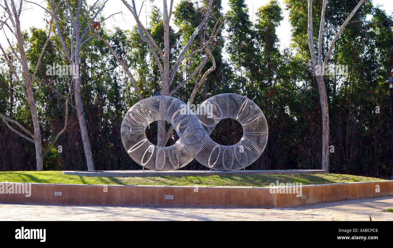Cerritos (Los Angeles County), California: Public Art "Infinity," by ...