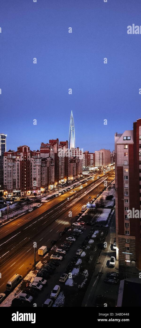 Atmospheric aerial quiet winter city hi-res stock photography and ...