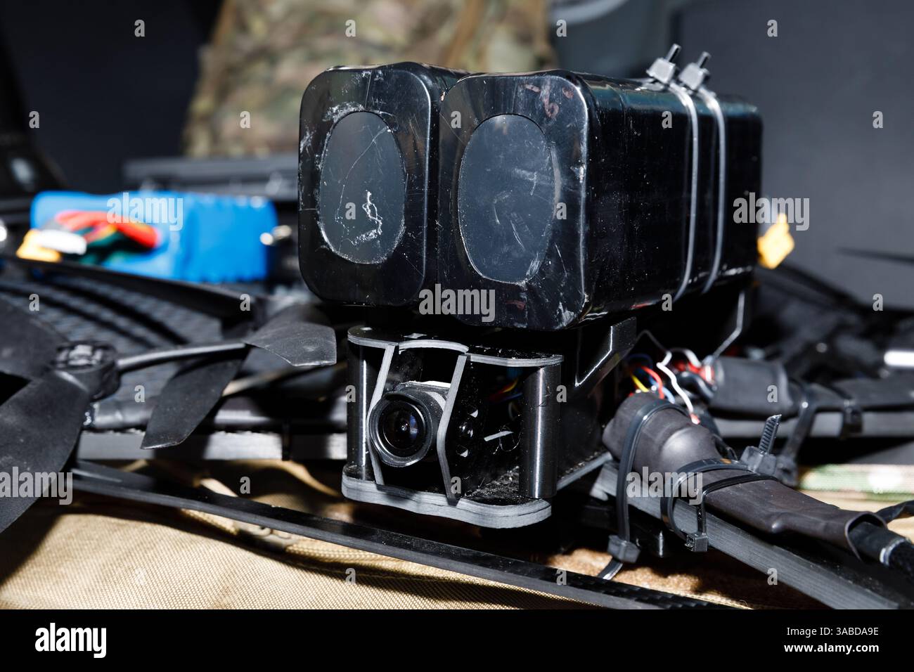 Frontline battlefield drone hi-res stock photography and images - Alamy