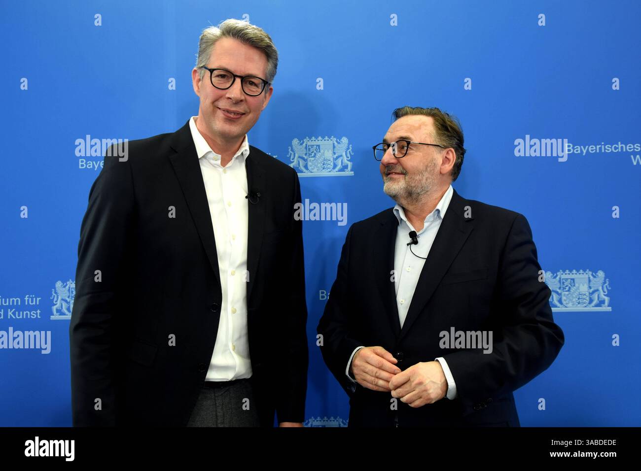 Markus Blume Wissenschaft -Kunstminister Anton Biebl Interimsleiter der ...