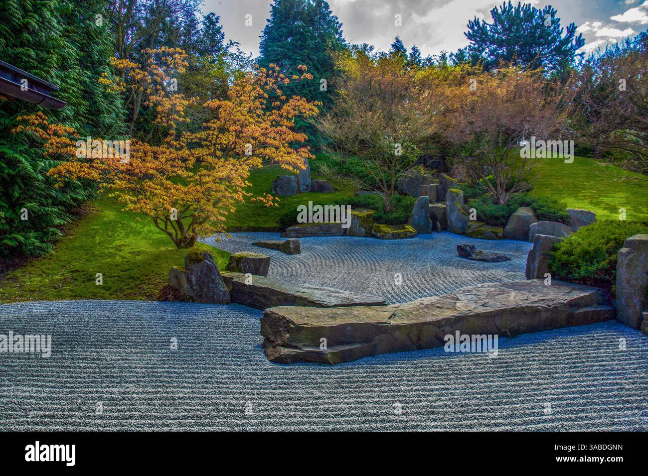 Amazing Japanese dry garden (karesansui) or Japanese rock garden - part ...
