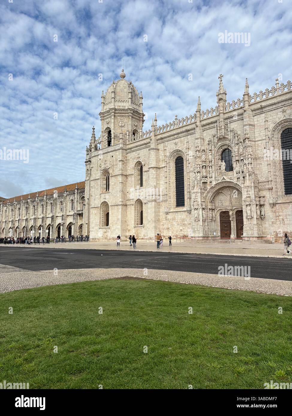 Jerónimos Monastery in Lisbon, Portugal – A Masterpiece of Manueline ...