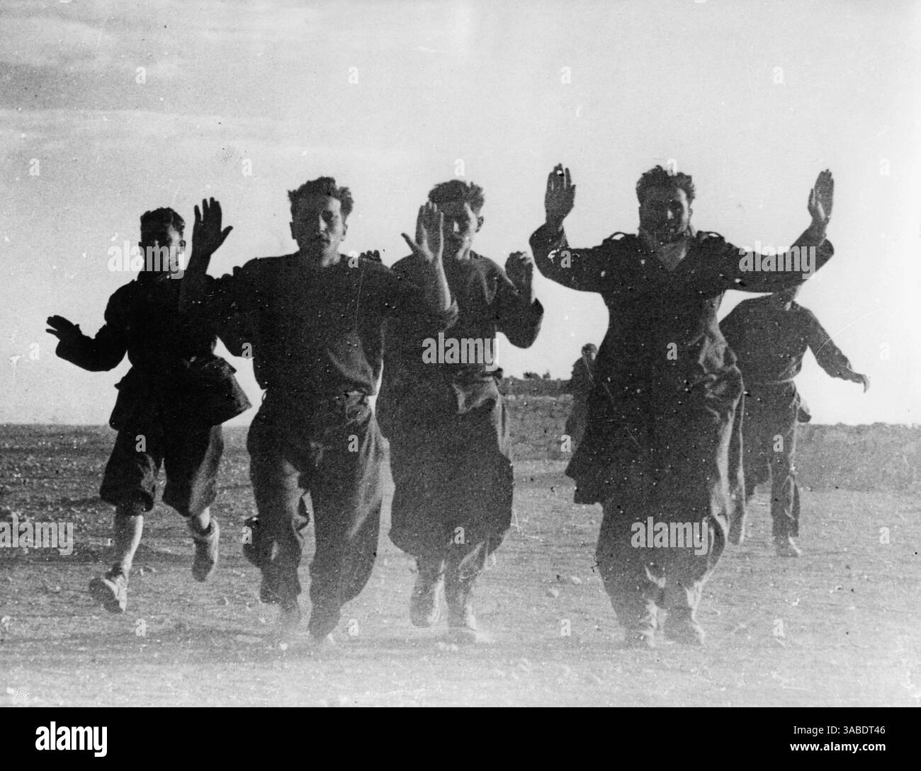 Italian soldiers surrender military hi-res stock photography and images ...