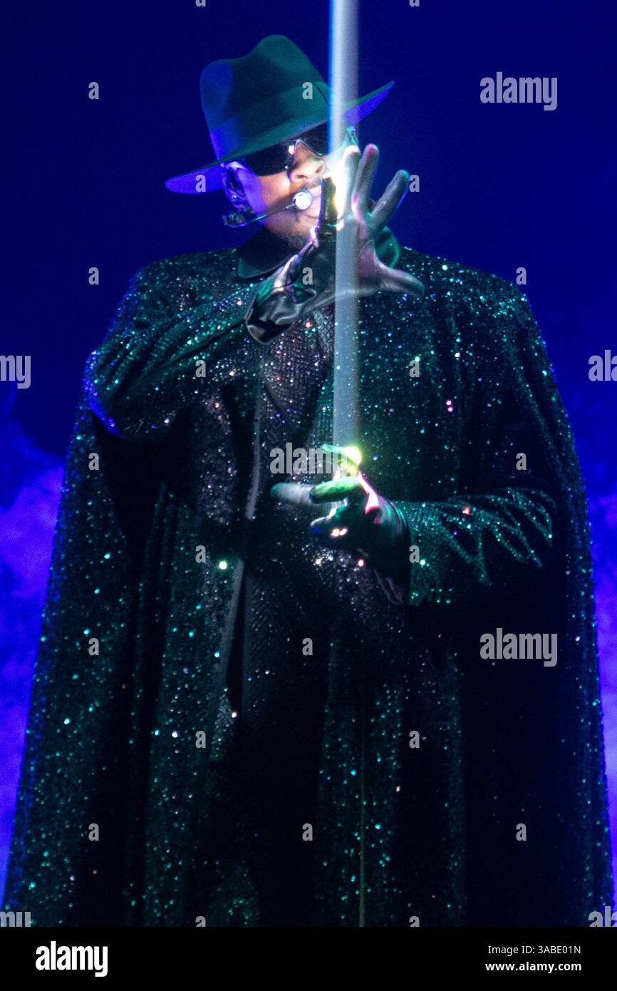 London, UK. 01 Apr 2025. American singer-songwriter Usher (born Usher ...