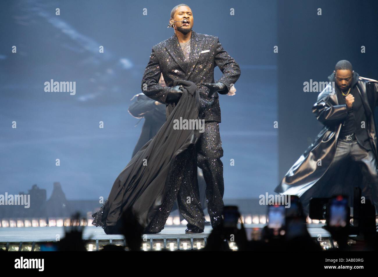 London, UK. 01 Apr 2025. American singer-songwriter Usher (born Usher ...