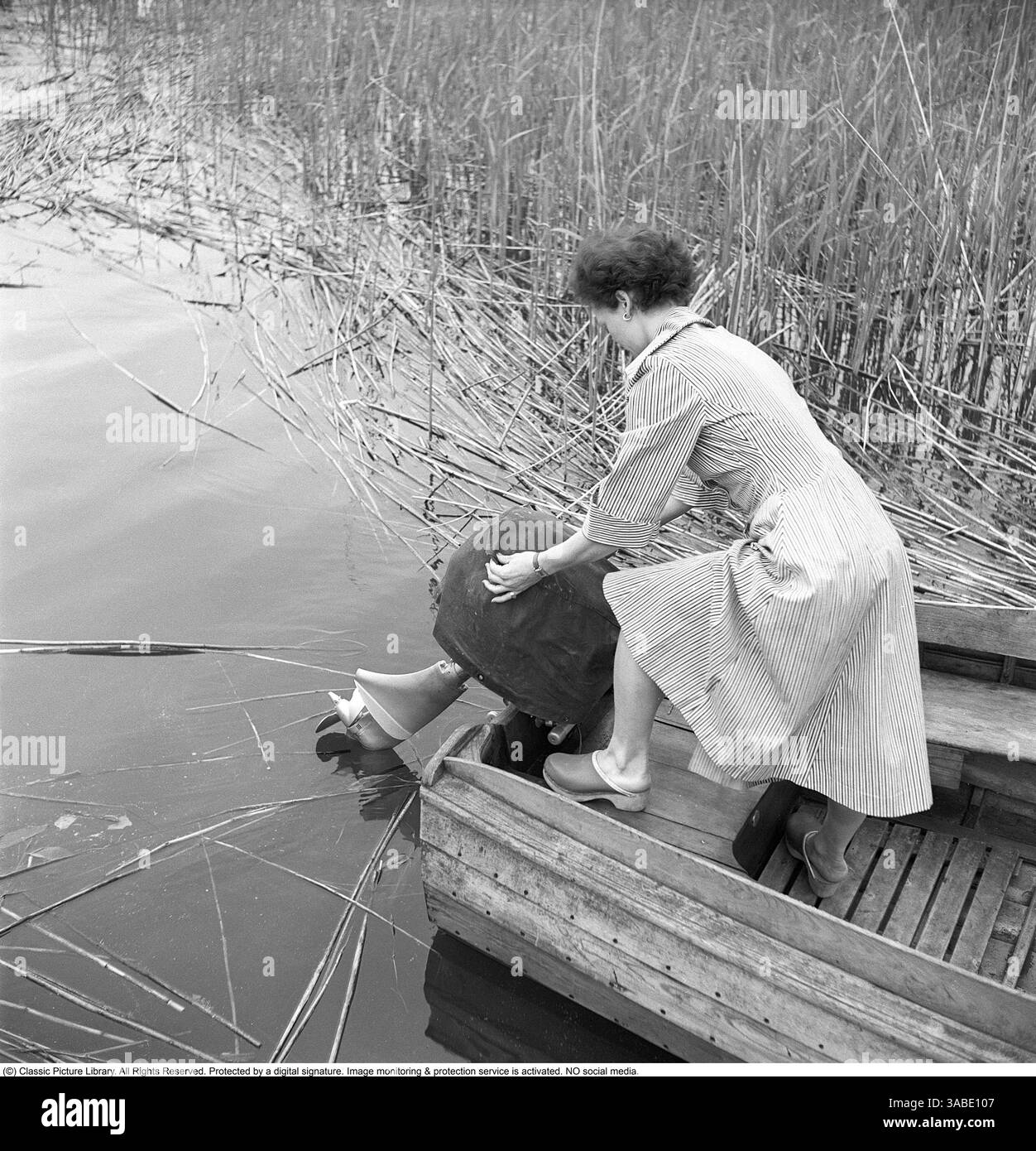 Clogs 50s hi-res stock photography and images - Alamy