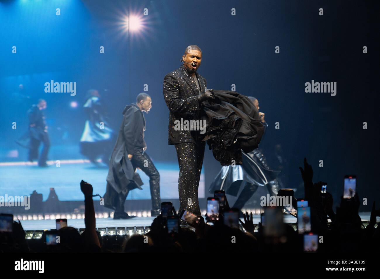 London, UK. 01 Apr 2025. American singer-songwriter Usher (born Usher ...