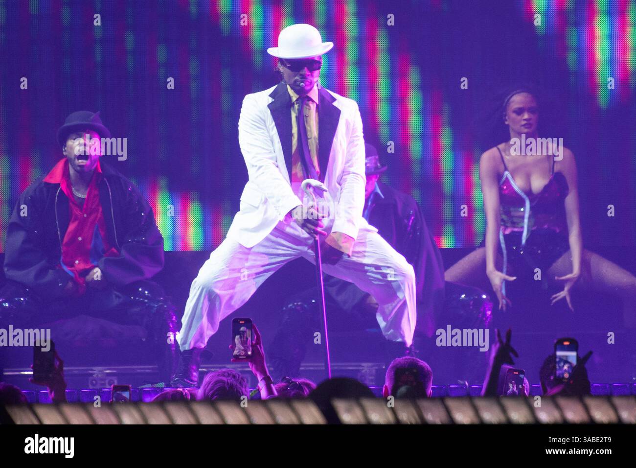 London, UK. 01 Apr 2025. American singer-songwriter Usher (born Usher ...