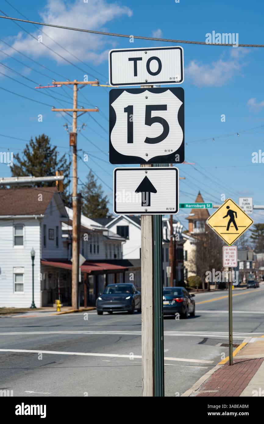 Dillsburg, PA, USA - March 9, 2025: A To Route 15 direction sign ...
