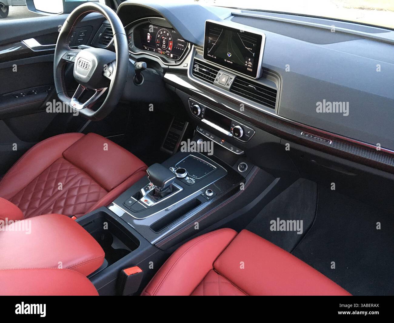 March 1, 2018 - IL, USA - The 2018 Audi SQ5 is a compact performance ...