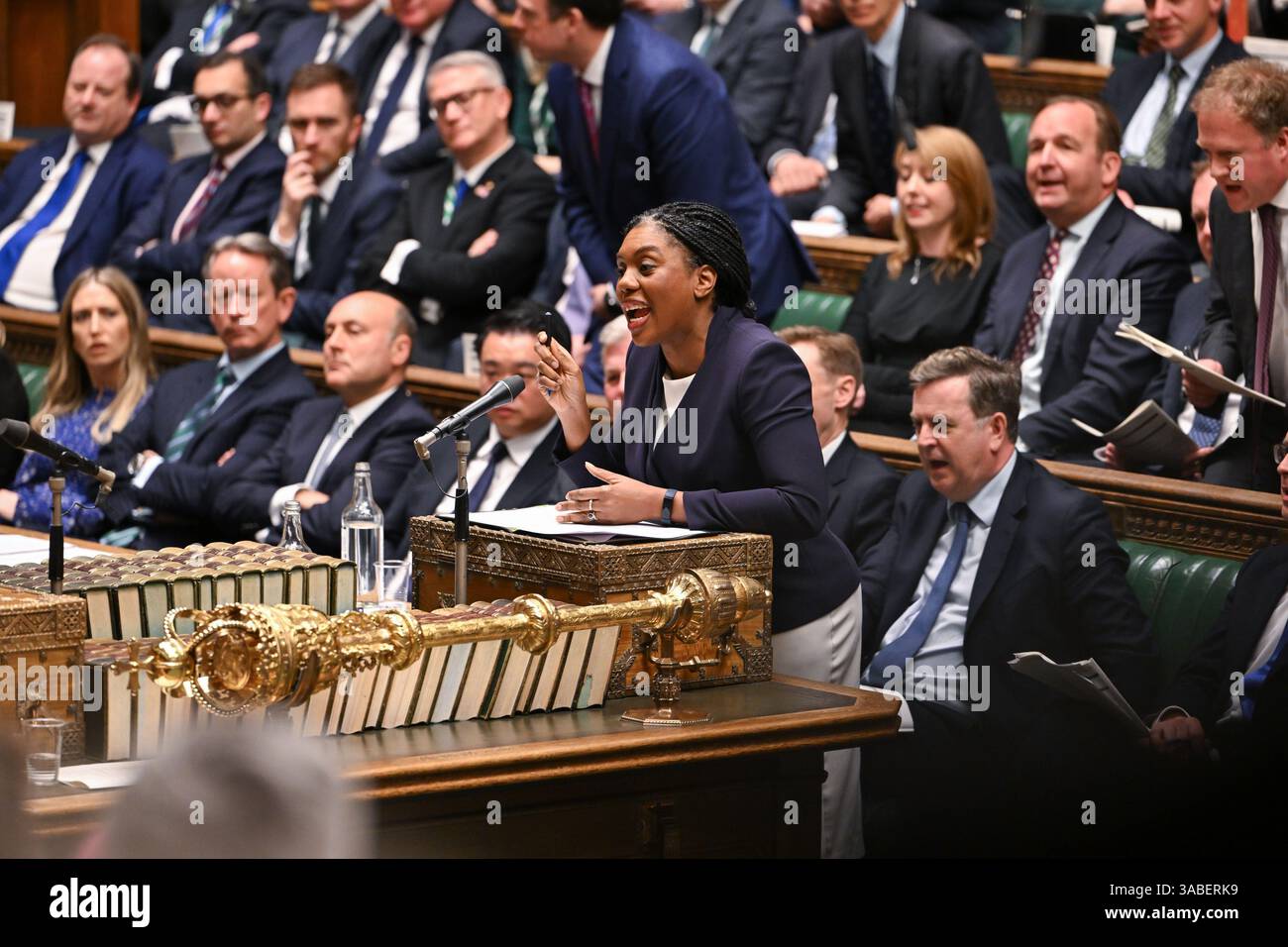 ONE EDITORIAL USE ONLY. NO SALES. NO ARCHIVING. NO ALTERING OR ...