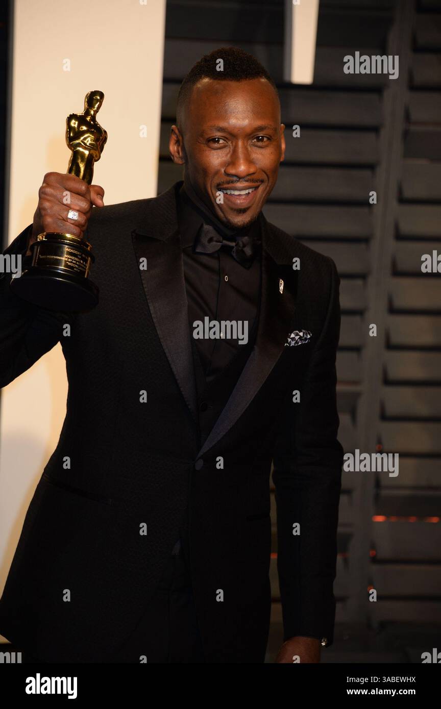 BEVERLY HILLS, CA - FEBRUARY 26: Mahershala Ali attends the 2017 Vanity ...