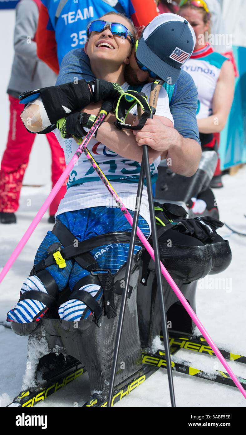 Aaron pike and oksana masters hi-res stock photography and images - Alamy