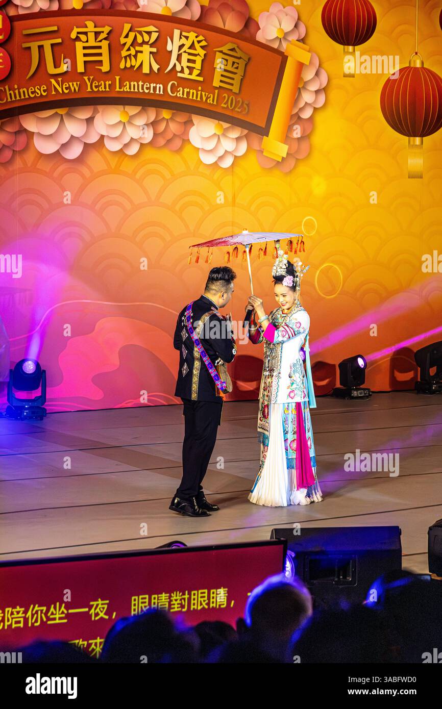 A public show with traditional costume, song & dance at the Chinese New ...