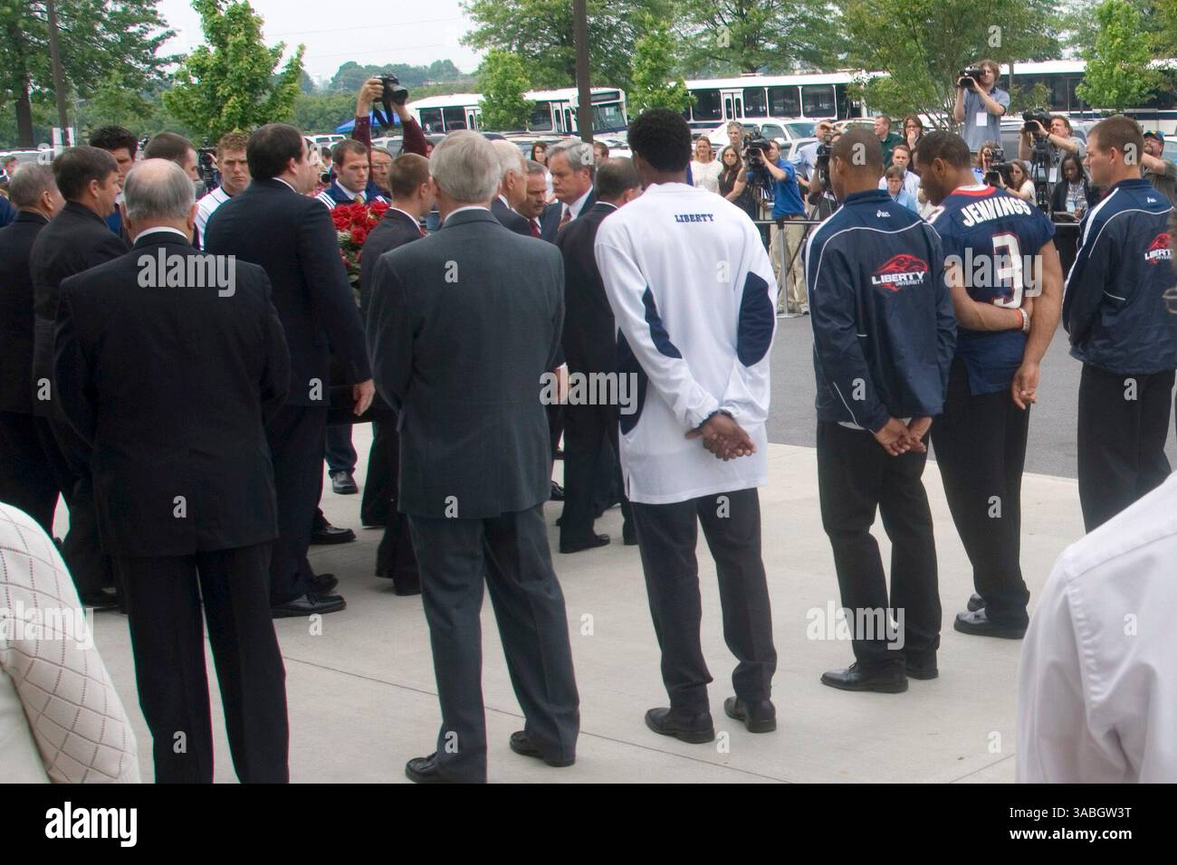 May 22, 2007 - Lynchburg, VA, USA - Paulbearers carry the casket of ...