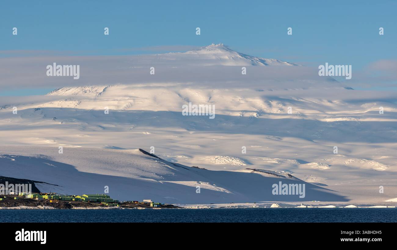 New Zealand's Scott Base and Mt Erebus on Ross Island from McMurdo ...