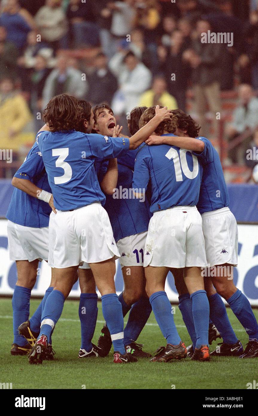 Marco delvecchio photo national team hi-res stock photography and ...