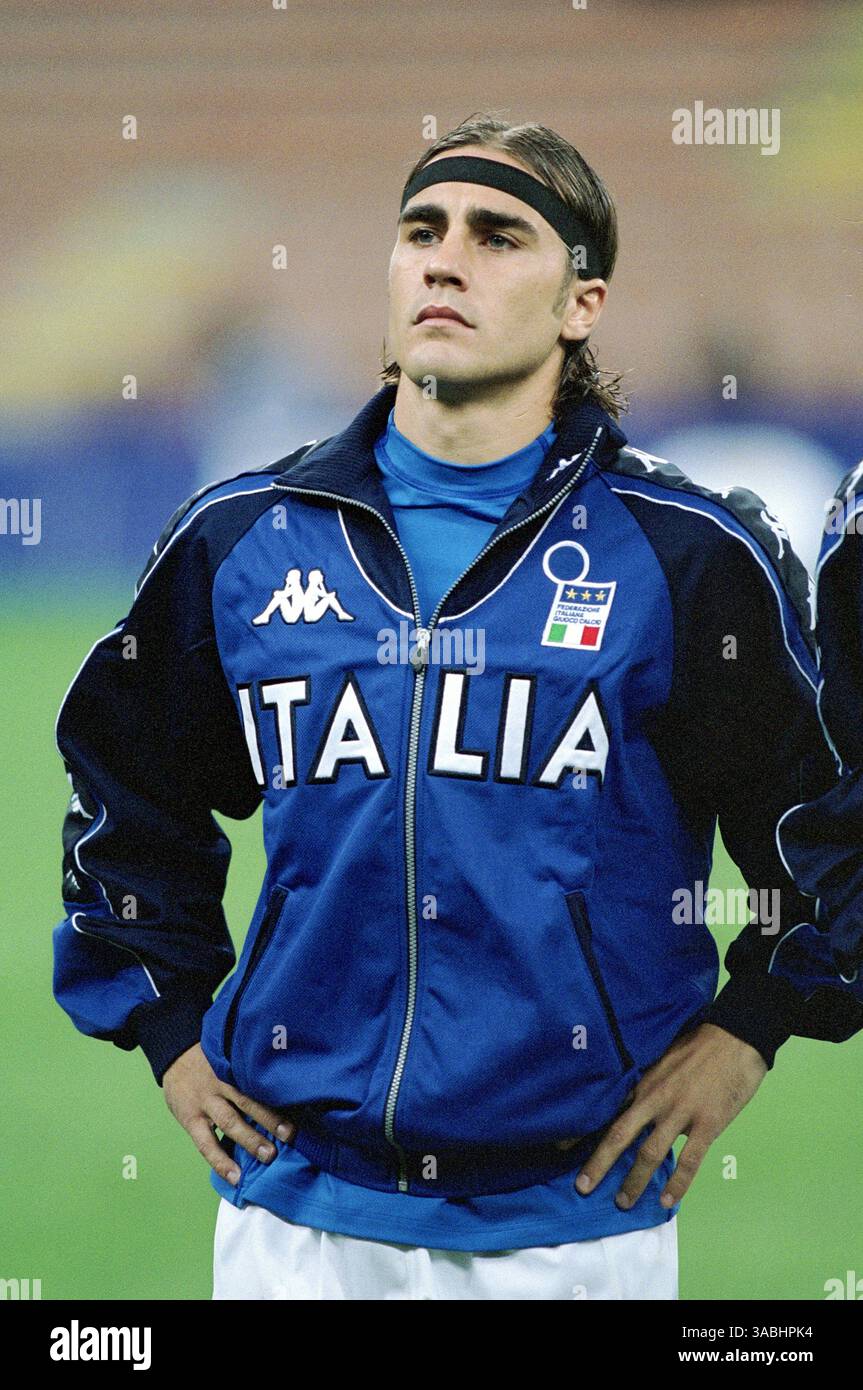 Fabio cannavaro foto nazionale 2000 hi-res stock photography and images ...