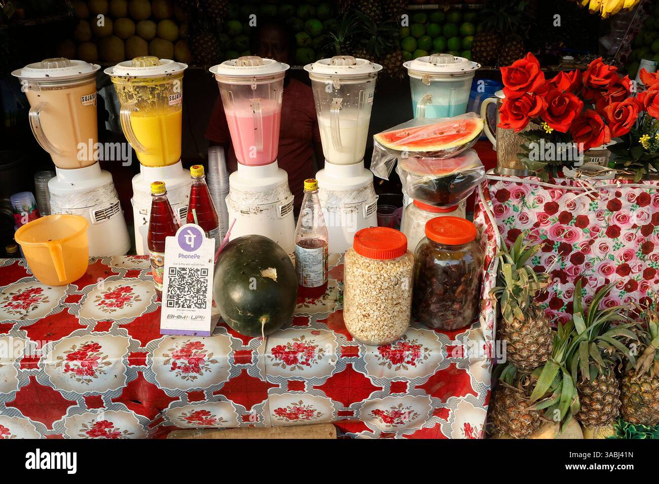 Fruit juice and shake stall in Kolkata, West Bengal, India Stock Photo ...