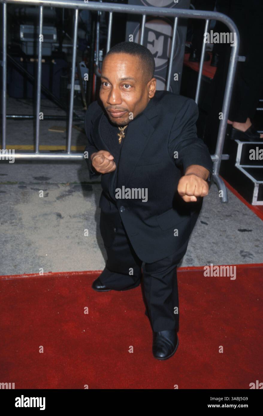 Jun 15, 2000 - Los Angeles, CA, USA - Actor TONY COX at the 'Me, Myself ...