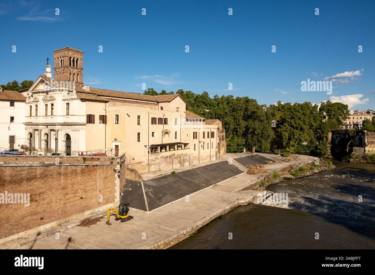 Basilica di San Bartolomeo all'Isola on Tiber Island in Rome Stock ...