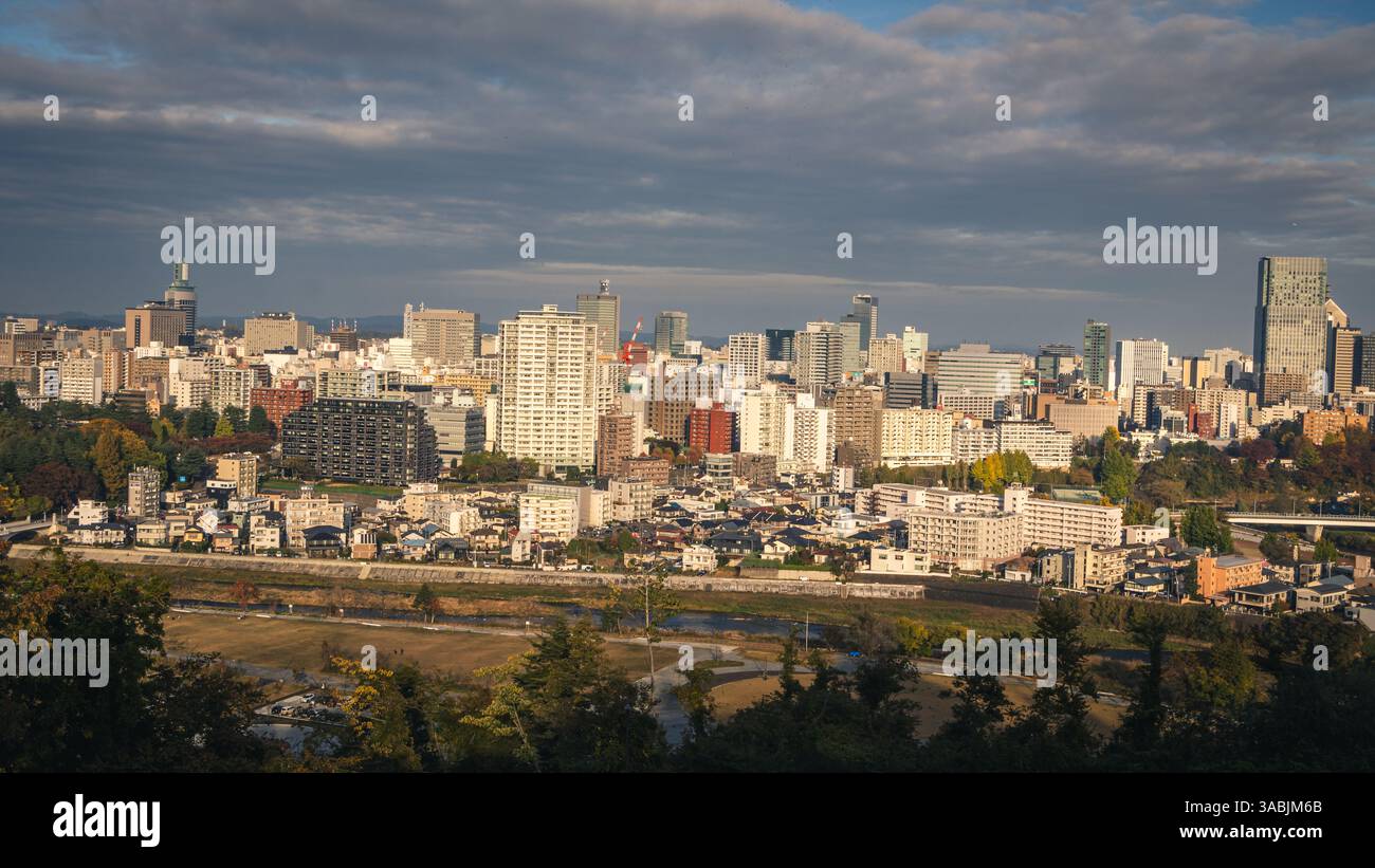 Photos of the Sendai panorama taken from the ruins of Aoba Honmaru ...