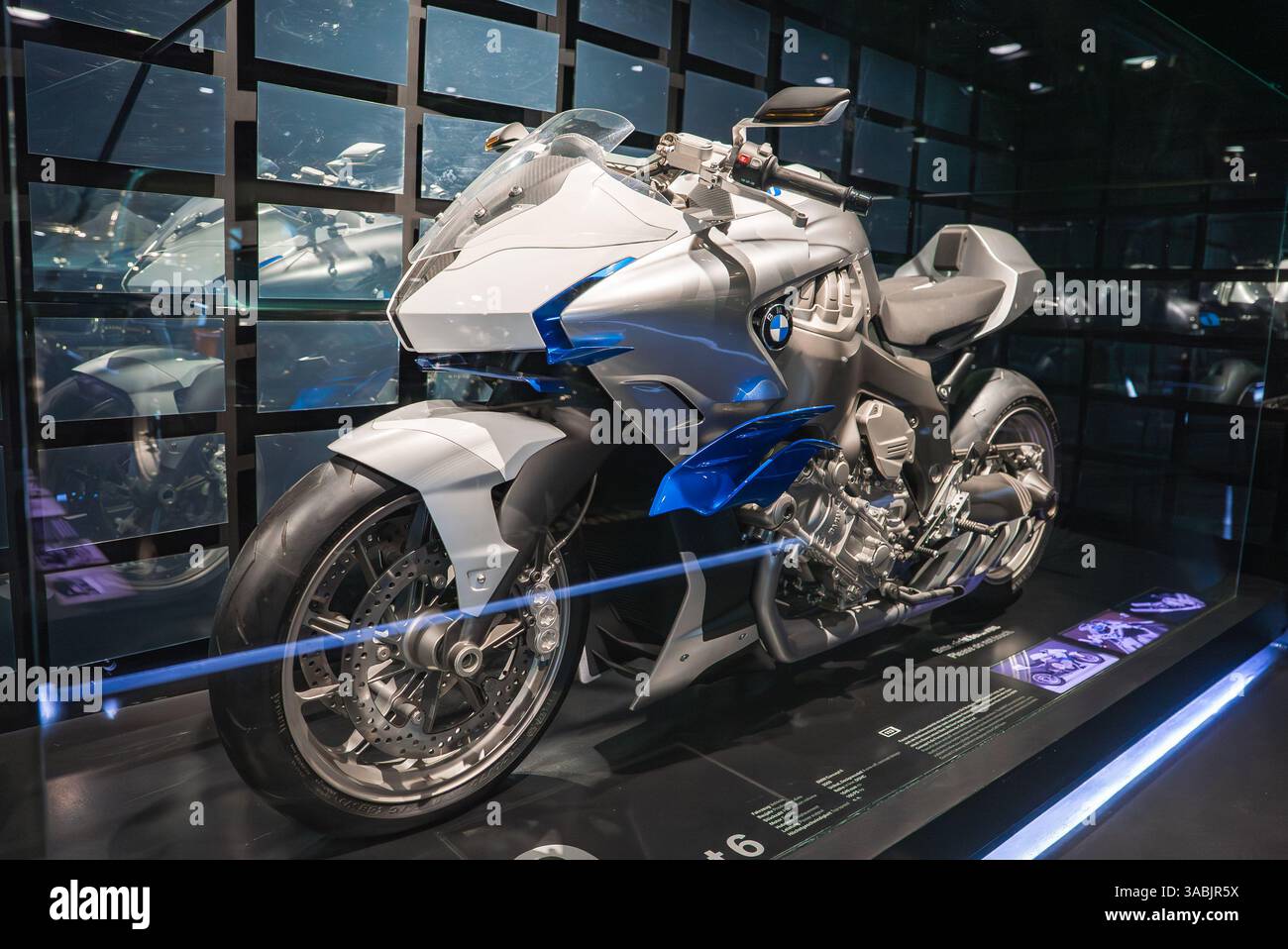 Bmw futuristic design hi-res stock photography and images - Alamy