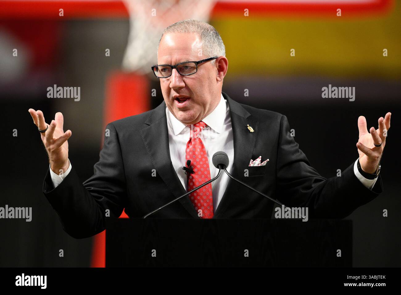 New Maryland men's basketball head coach Buzz Williams speaks during a ...